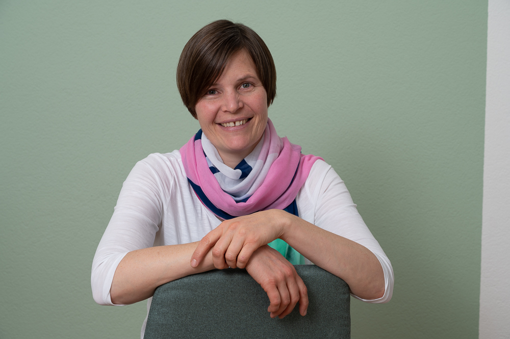 über mich - Nicole Signer